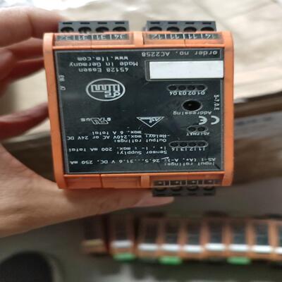 易福门德国易福门（ifm)安全继电器  AC2258 就一个~询价