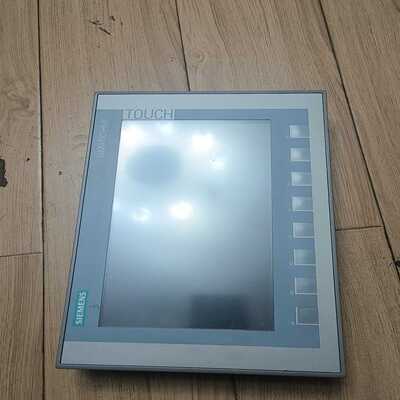 西门子触摸屏KTP900Basic，型号6AV2123-
