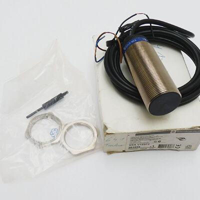 Telemecanique XSA V12373 062896 Induktiver Nherungsschalter