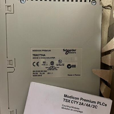 议价施耐德CPU模块TSXP57304M TSXCTY4A全新现货