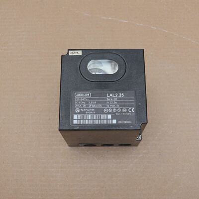 LANDIS GYR LAL2.25 BURNER CONTROLLER