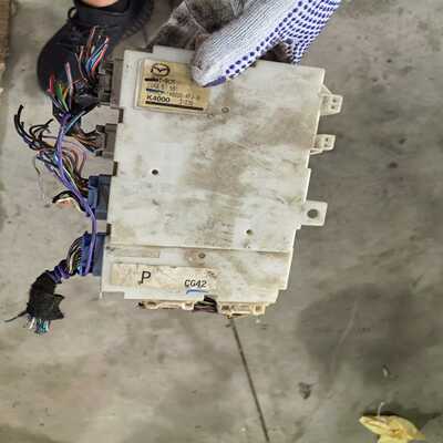 马自达5车身电脑板BCM，型号CG42-67561，原装拆车--议价商品
