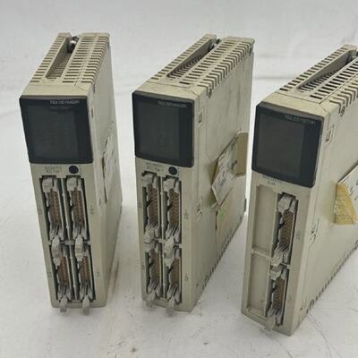 1pc x SCHNEIDER ELECTRIC TSXDEY64D2K INPUT MODULE 64I 24VDC