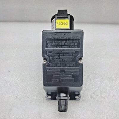 Toma De Pared Appleton ATX PRE316RY PCX 16A 2PT  Usado