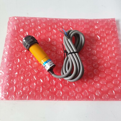 光电开关E3FDS10C4全新库存实物图现货九个直拍议价