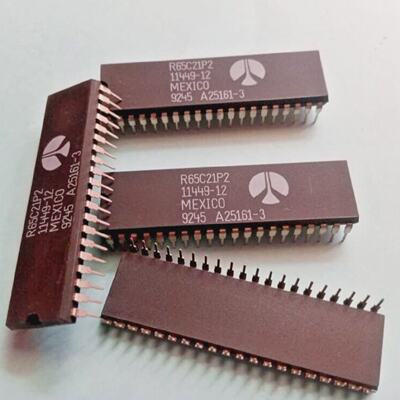 10PCS LOT Rockwell R65C21P2 PERIPHERAL INTERFACE 40 Pin Inte