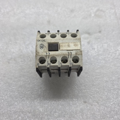 MOELLER 04 DIL AUXILIARY CONTACT