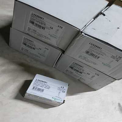 议价施塑壳断路器附件42451打包出4个！适用