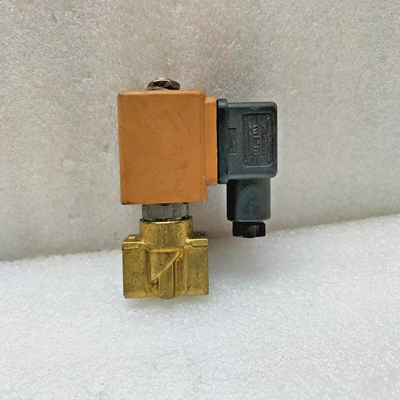 LuciferE121K03SolenoidValve115V60Hz8w