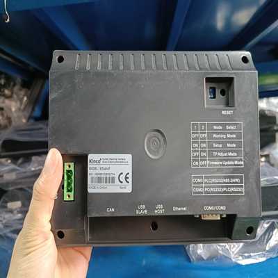 MT4414T步科7寸触摸屏，成色如图，功能，配卡询价