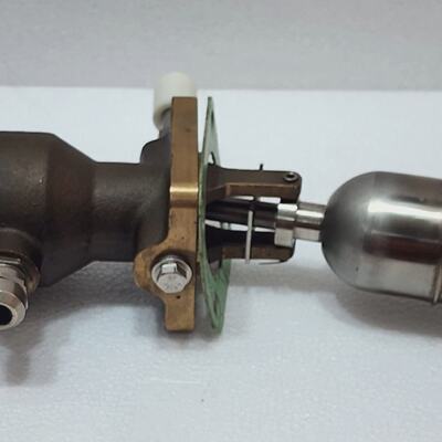 Interrupteur  Niveaux Flottants Horizontal UAD LSA1 LSA 250V