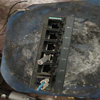 交换机6GK5005-0BA00-1AA3下来询价