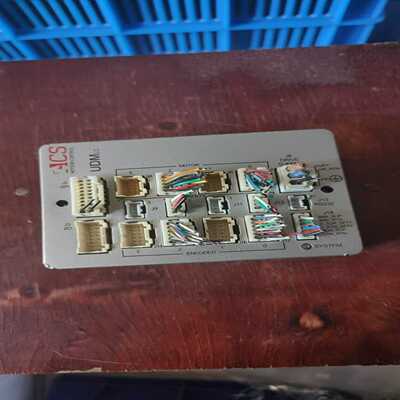 ACS四轴控制器，型号是UDMlc20054N010，带以太--议价商品