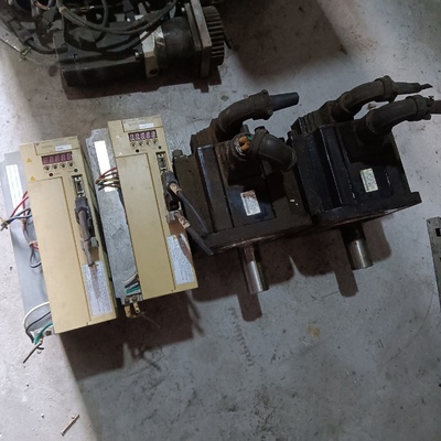 议价驱动器十电机SGDM30ADASGMGH30AC议价