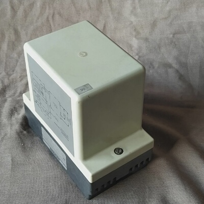 Siemens 7VH1311 SRC21 Capacitor Time Delay 675758 400450V