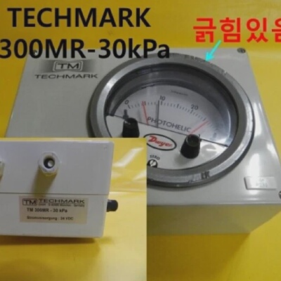 Used TM TECHMARK  TM300MR30kPa  Photohelic Scratch 1pcs