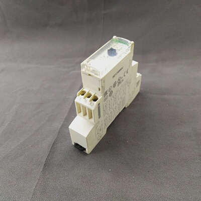 SE RE17RMMU Time Delay Relay 0.1 SEC  100 HOUR 24240V AC24V