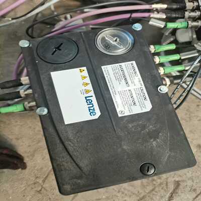 询价伦茨变频器E84DGDVB37142PS0.37KW带电机