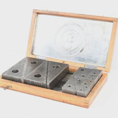 130x68x3064x35x3032x19x30mm Universal clamping pad set with