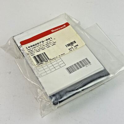 HONEYWELL   14002573001  MODERNIZATION KIT CONVERT 1  2 PIPE