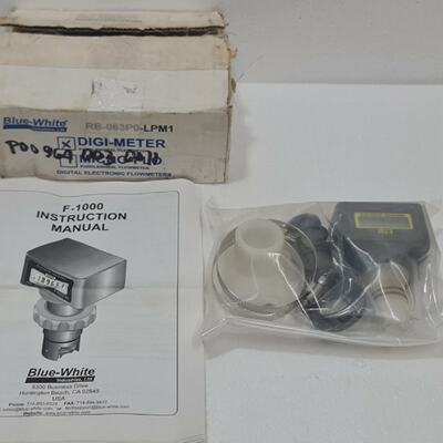 MEDIDOR DE FLUJO DE RUEDA DE PALAS F1000RB AZUL Y BLANCO RB0