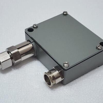TRAFAG 8202.79.2212 8202 NAVITRAG PRESSURE TRANSMITTER 016 b