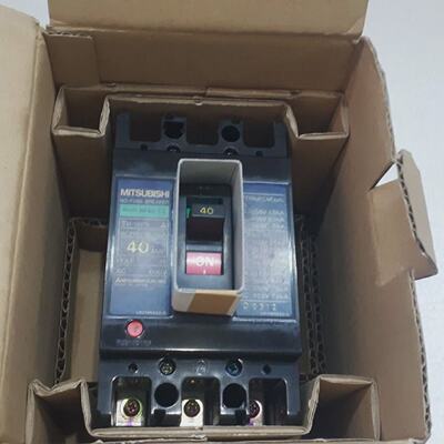 Mitsubishi NF60CS NoFuse Breaker 40A 3P 600V NF60CS
