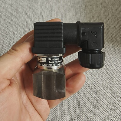 寻ITrafag8264压力传感器Type8264.77.