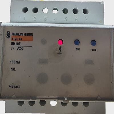 MERLIN GERIN RH10E VIGIREX DIFFERENTIAL CURRENT RELAY  TRIED