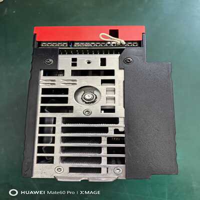 MOVITRAC 31C007-503-4-21，~议价