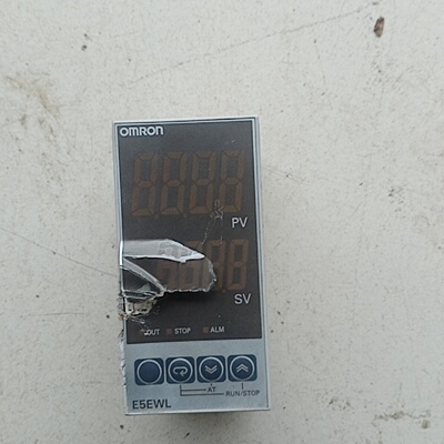 E5CWL-R1TC温控器 壳子不行了，，介意【议价】