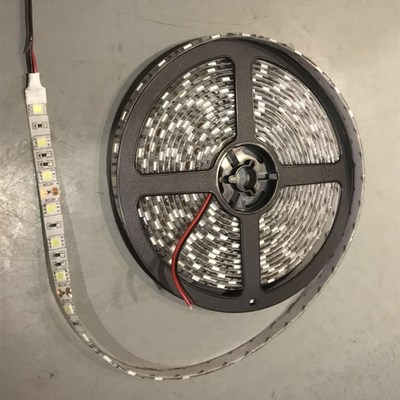 超高亮12v灯带 5050防水LED灯带 24V货车汽车灯条 光带 地摊 滴胶