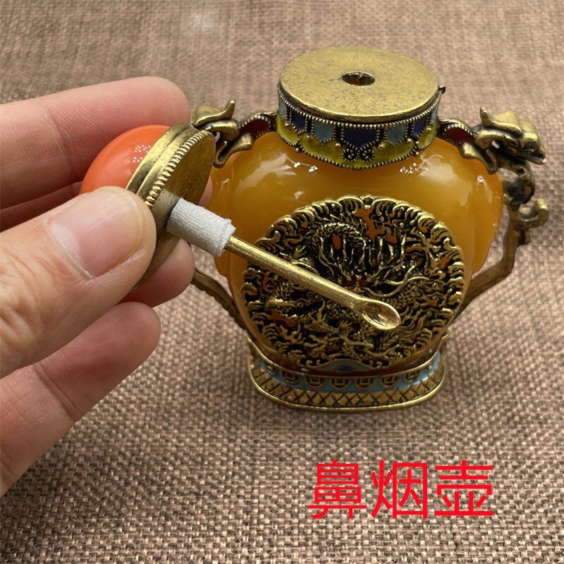 古典鼻烟壶民间特色鼻壶怀旧内画老式铜壶古玩老鼻烟壶把玩