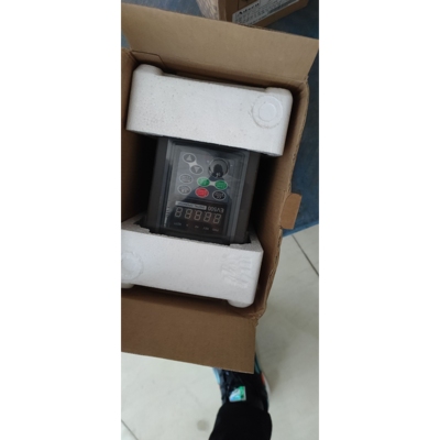 adsen变频器VG-H220015 1.5kw 单相220V 全新原装