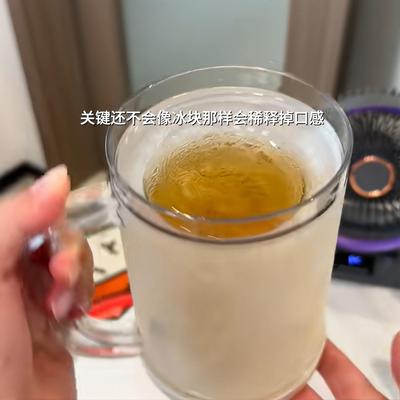 夏天用大冰杯太绝了！冰镇制冰杯夹层夏天冰镇杯啤酒杯双层冷饮杯