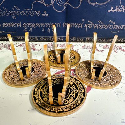 南传佛缘 泰国佛牌 佛牌支架 佛牌托 佛牌摆放框 亚力克材质