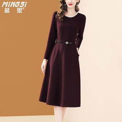 茗思安哥拉红长袖连衣裙女春季2025新款气质优雅钉珠收腰显瘦裙子