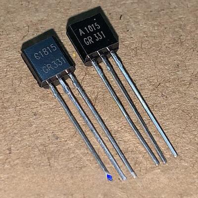 C1815 2SC1815 A1015 2SA1015三极管 TO-92 NPN 全新原装（10对）