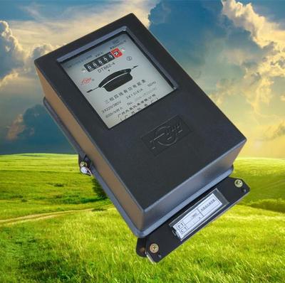 广州仪表厂DT2型()三相四线机械转盘互感式电表