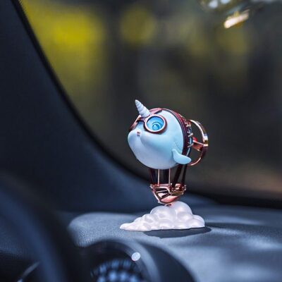 离谱制造治愈系车载摆件汽车香薰中控台网红2024车内饰品创意高级