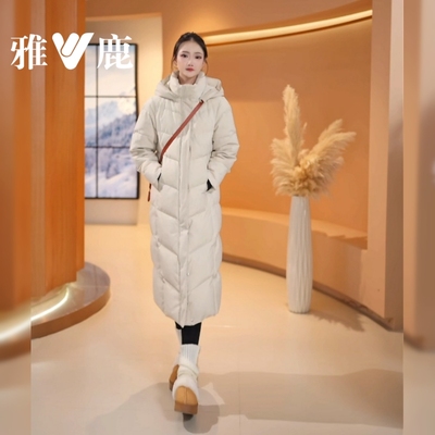 雅鹿2025白鸭绒保暖冬季长款女士韩版羽绒服加厚修身过膝长外套
