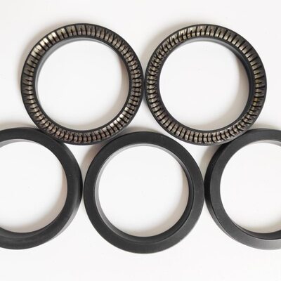 PV宝色霞板标准孔用泛塞封75/80/85/90*65.6/70.6/75.6/80.6*7.1