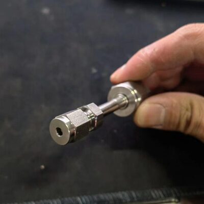 不锈钢316L超纯净卡套转VCR母头1/4-1/8英寸母螺母转卡套镀银