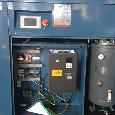 开山螺杆空压机Nz200T中辰变频器Bmvf永磁变频控制器节能恒压