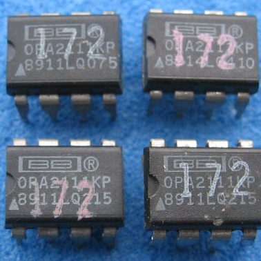 塑封OPA2111 KP 精密双运算放大器