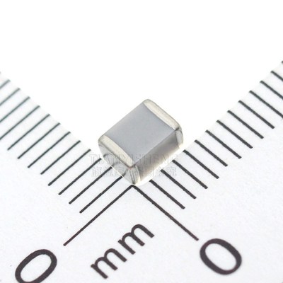 贴片电容1812 100NF 104J 0.1UF 50V 100V 250V 500V NPO 5% 4532