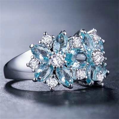 Green Zircon Diamond Flower Ring Fashionable European Americ