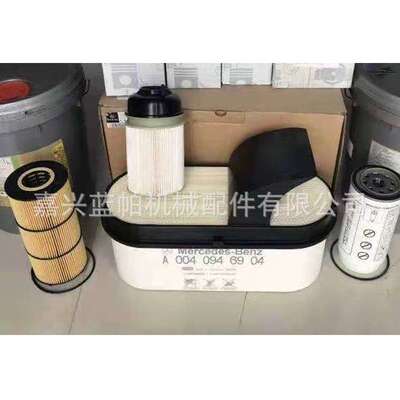 适用空气滤芯A0040946904机油滤A4721841225柴滤A4730901051