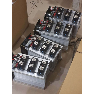 工业级固态继电器成套300A200AH3300ZF60A400A120AH3200ZE H3100Z