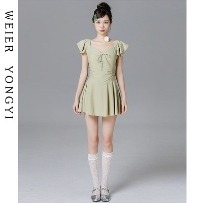 泳衣女2025新款连体裙式高级感牛油果绿保守遮肚显瘦女士温泉泳装